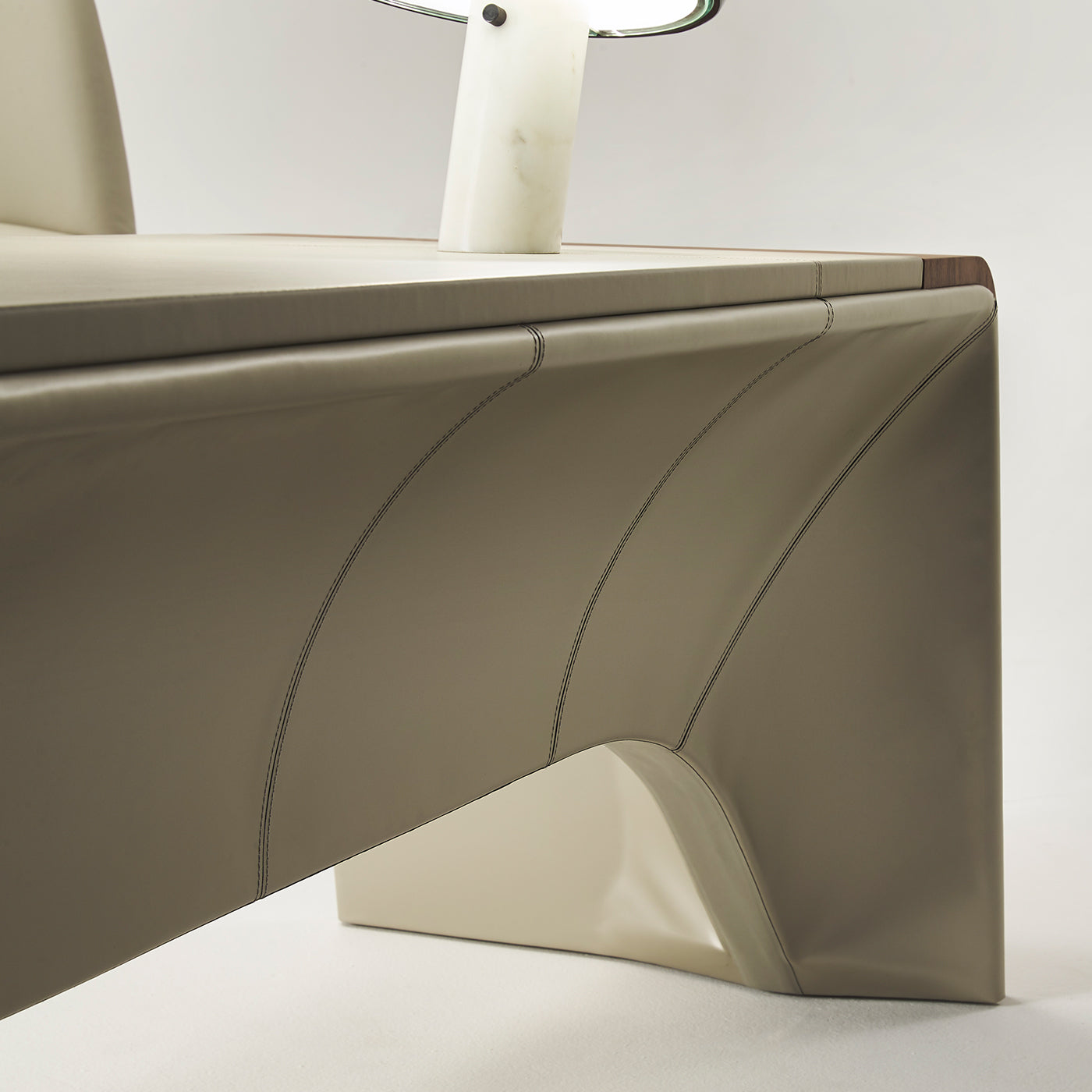 Victor Studio Angular Writing Desk Casa Covre | Artemest