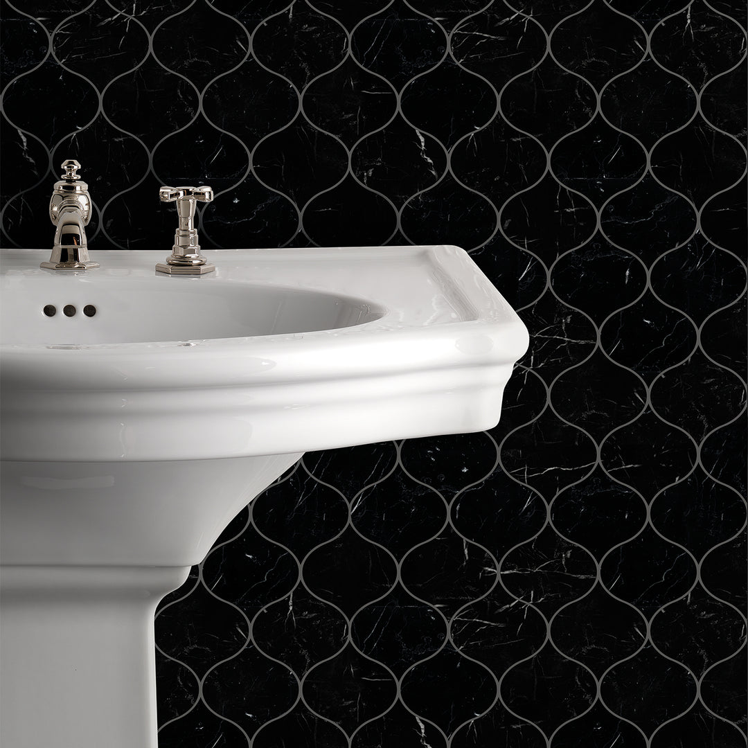 Elite 16 Black Marquina Marble Flooring Devon&Devon | Artemest