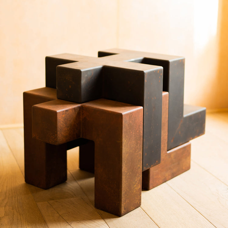 Prono Support Sculpture Alessandro Pongan | Artemest