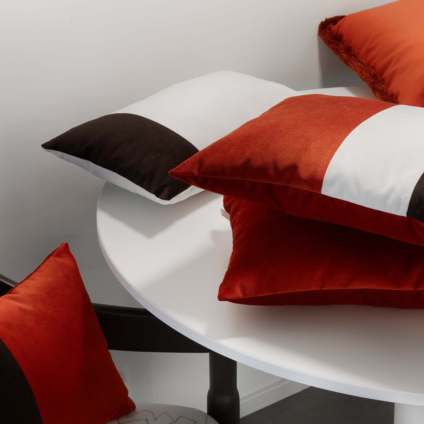 DOUBLE RECTANGLE WHITE Cushion LO Decor | Artemest