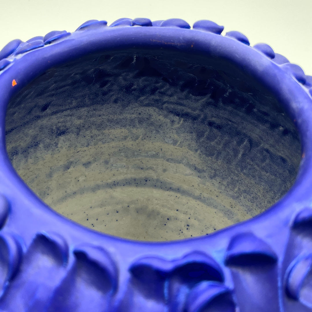 Onda Matte Deep Blue Big Round Vase Daria Dazzan | Artemest