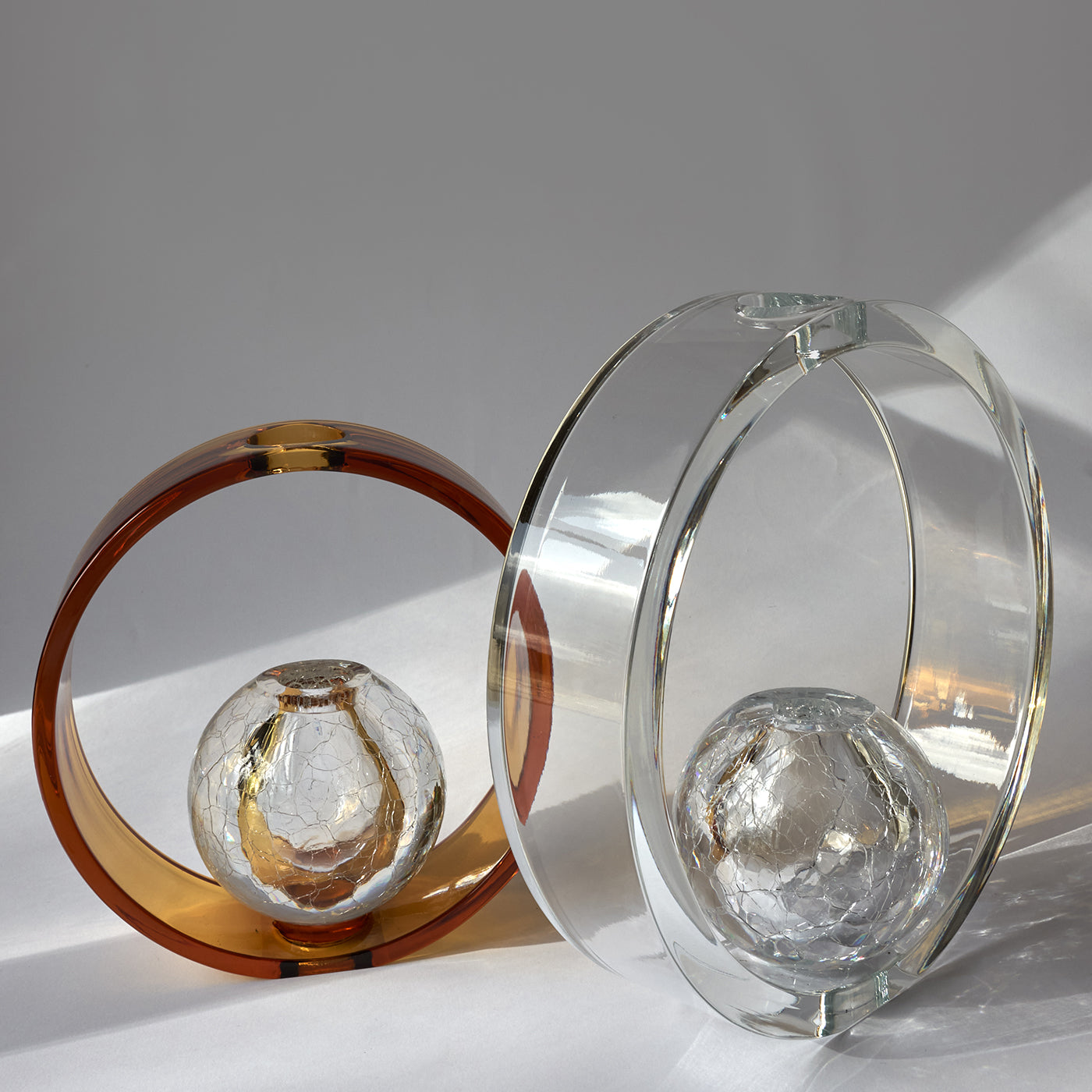 Saturno Circular Vase Studio Bojola | Artemest