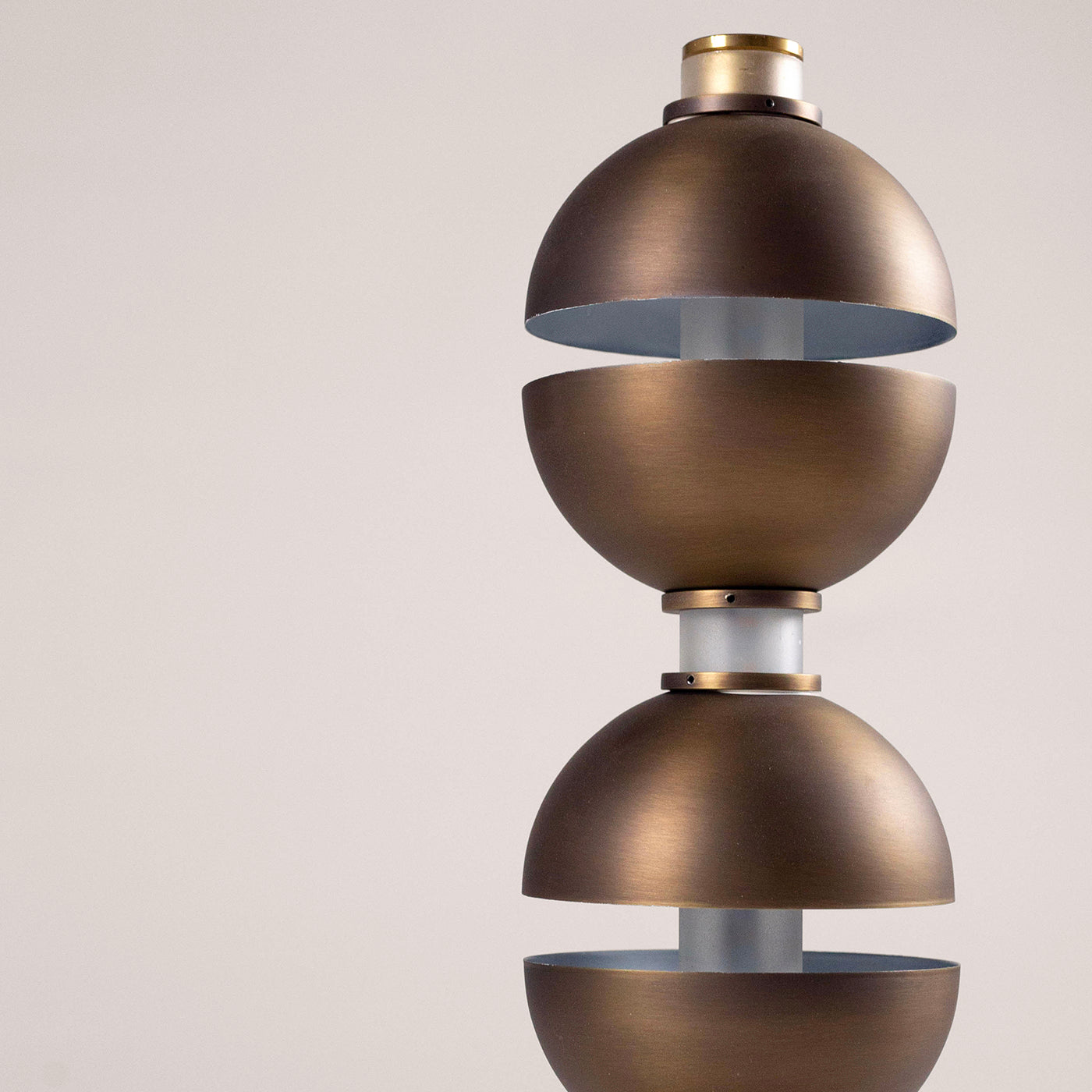 Generator Table Lamp G.Luce | Artemest