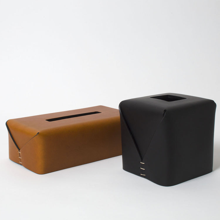 Regular Cubic Black Tissue Box by Oscar Maschera Oscar Maschera | Artemest