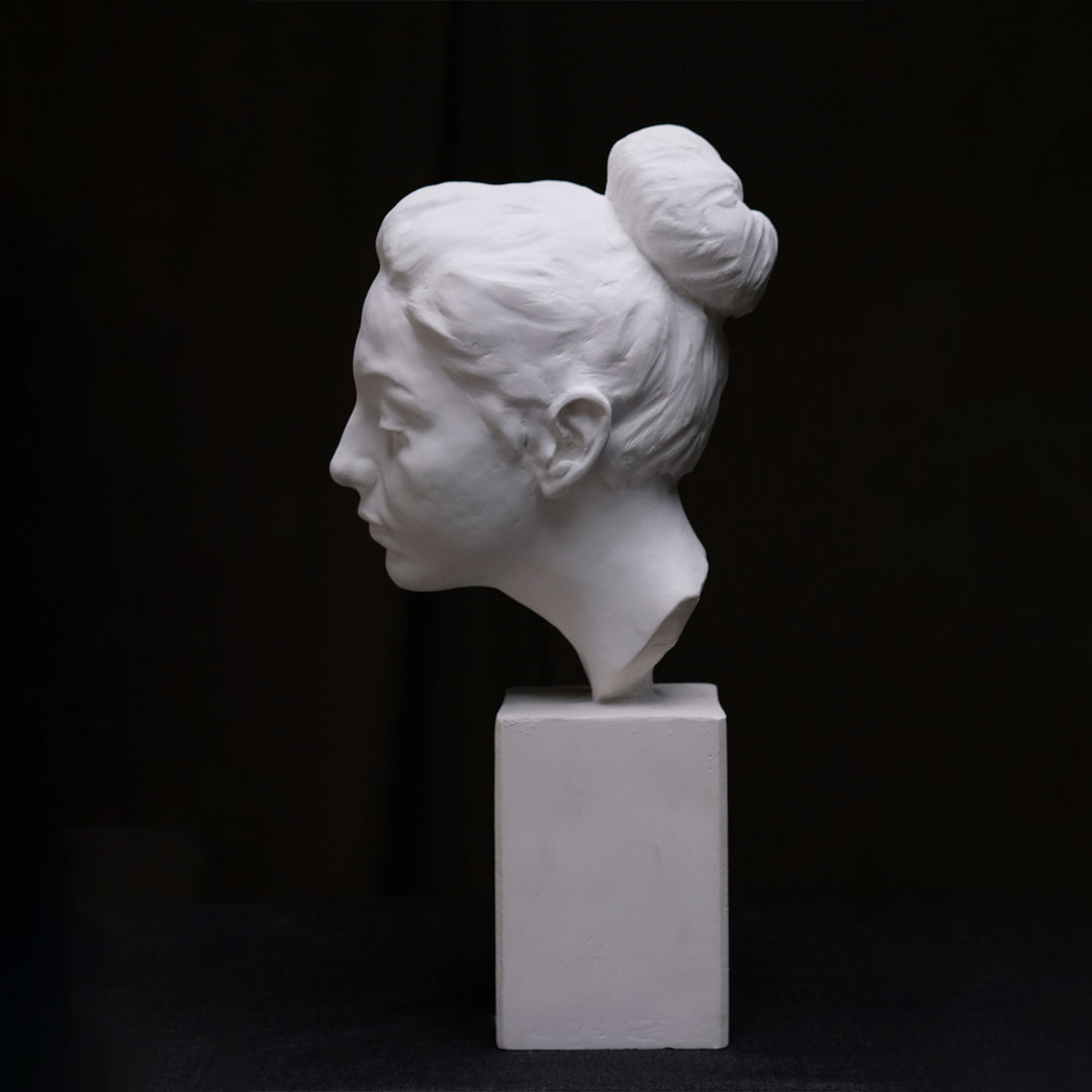 Arianna Resin Sculpture Bertrand Godefroy | Artemest