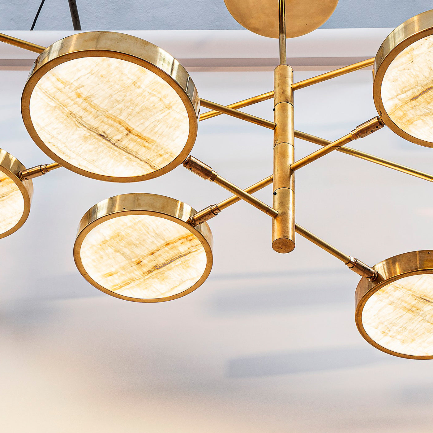 Sistema Solare 8-Arms Brass and Onyx Chandelier Silvio Piattelli | Artemest