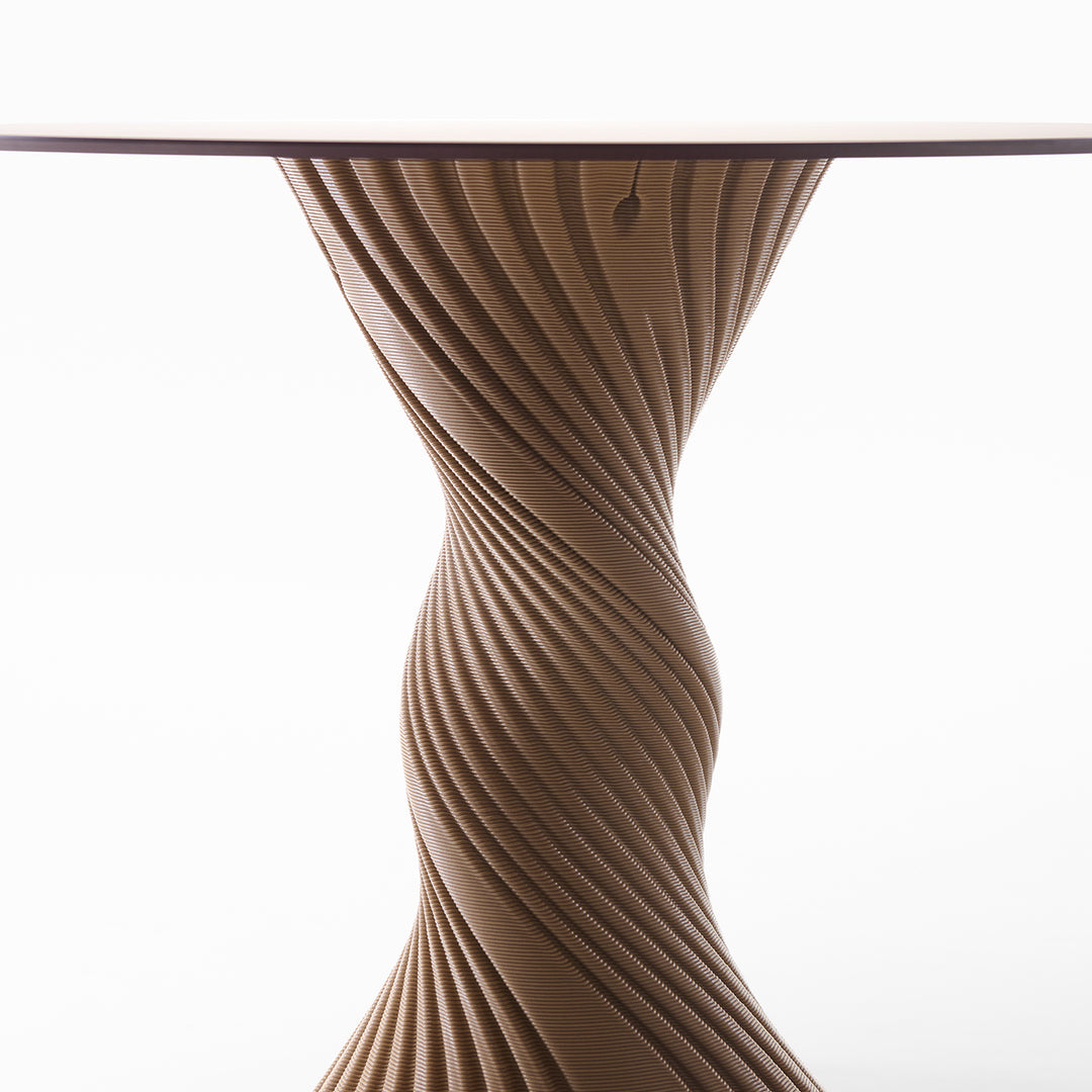 Tork Beige And Red Bioplastic Dining Table Elli | Artemest