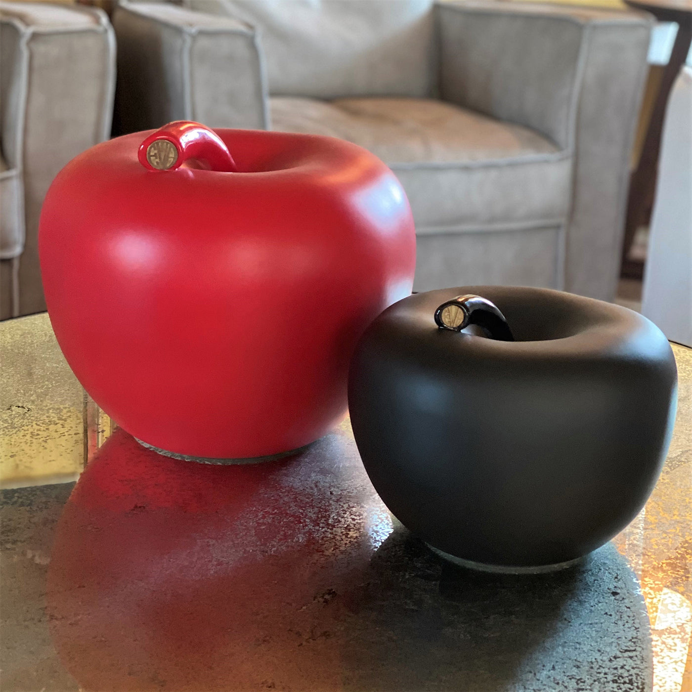 Eva Monocolor Seta Red Moneybox/Sculpture EVA Design | Artemest