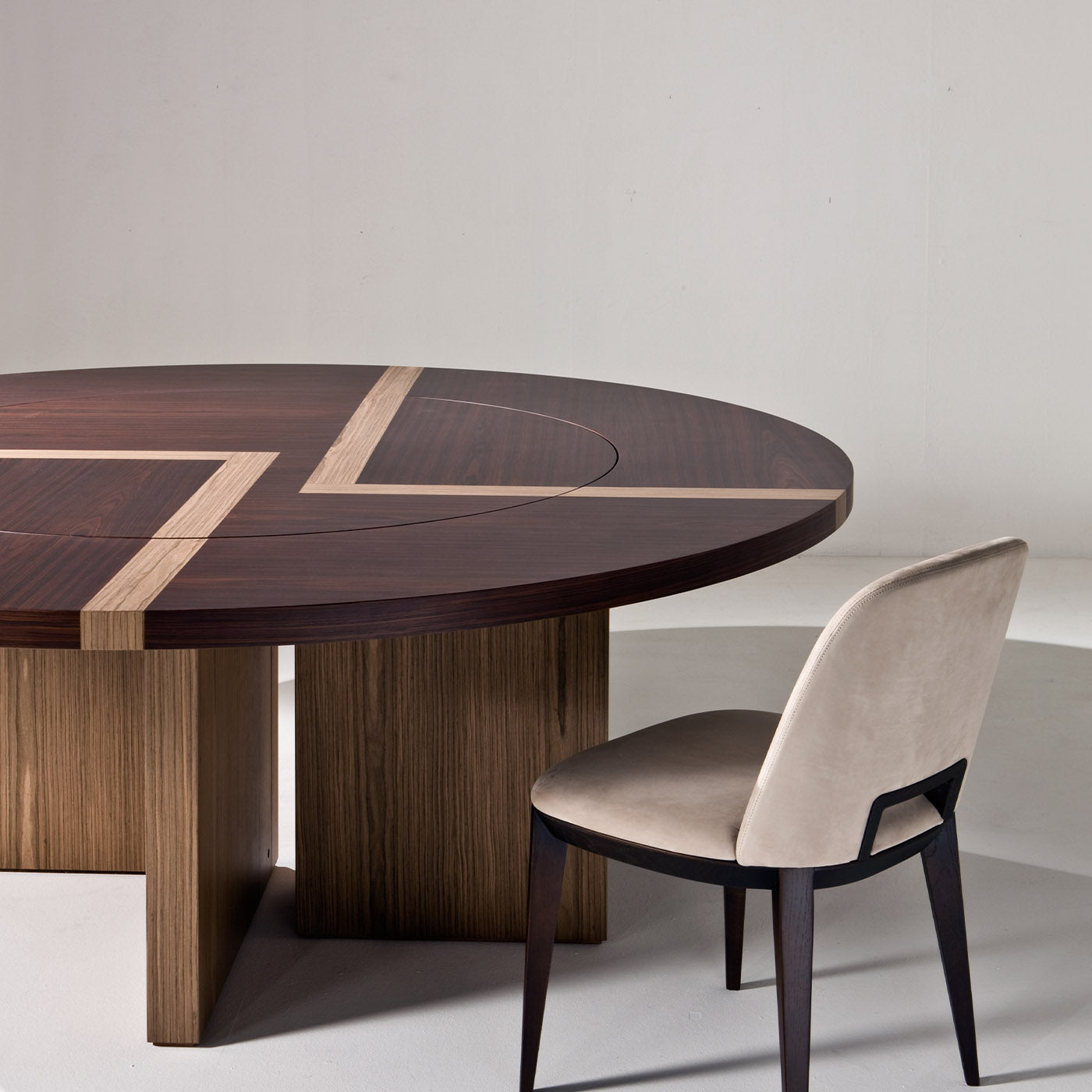 BD 07 Dining Table Laura Meroni | Artemest