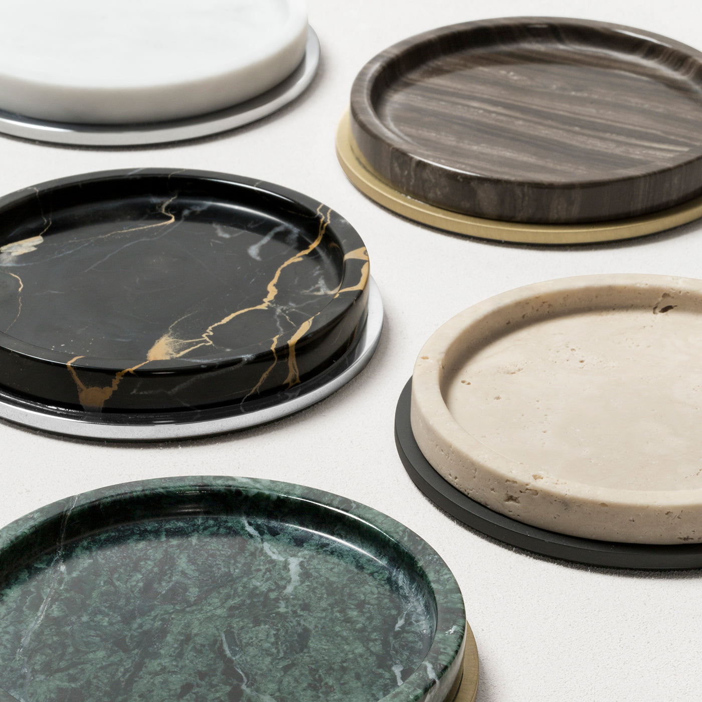 Positano White Marble Bottle Coaster Giobagnara | Artemest