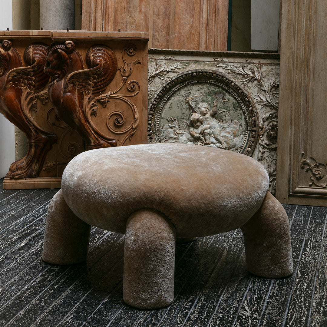 Khelone Beige Sculptural Ottoman Pietro Franceschini | Artemest