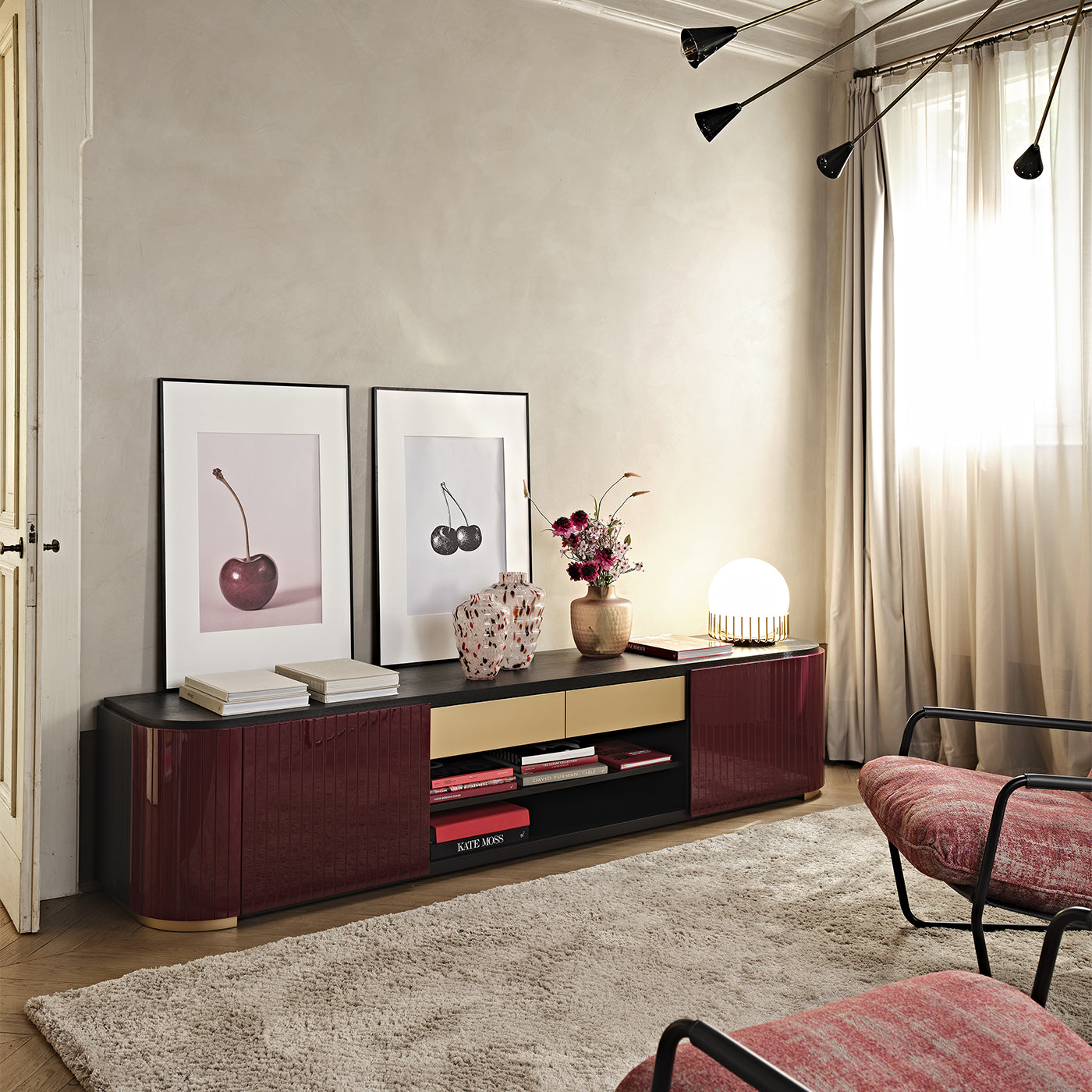 Kota Amaranth & Moka-Finished Ash TV Stand Black Tie | Artemest