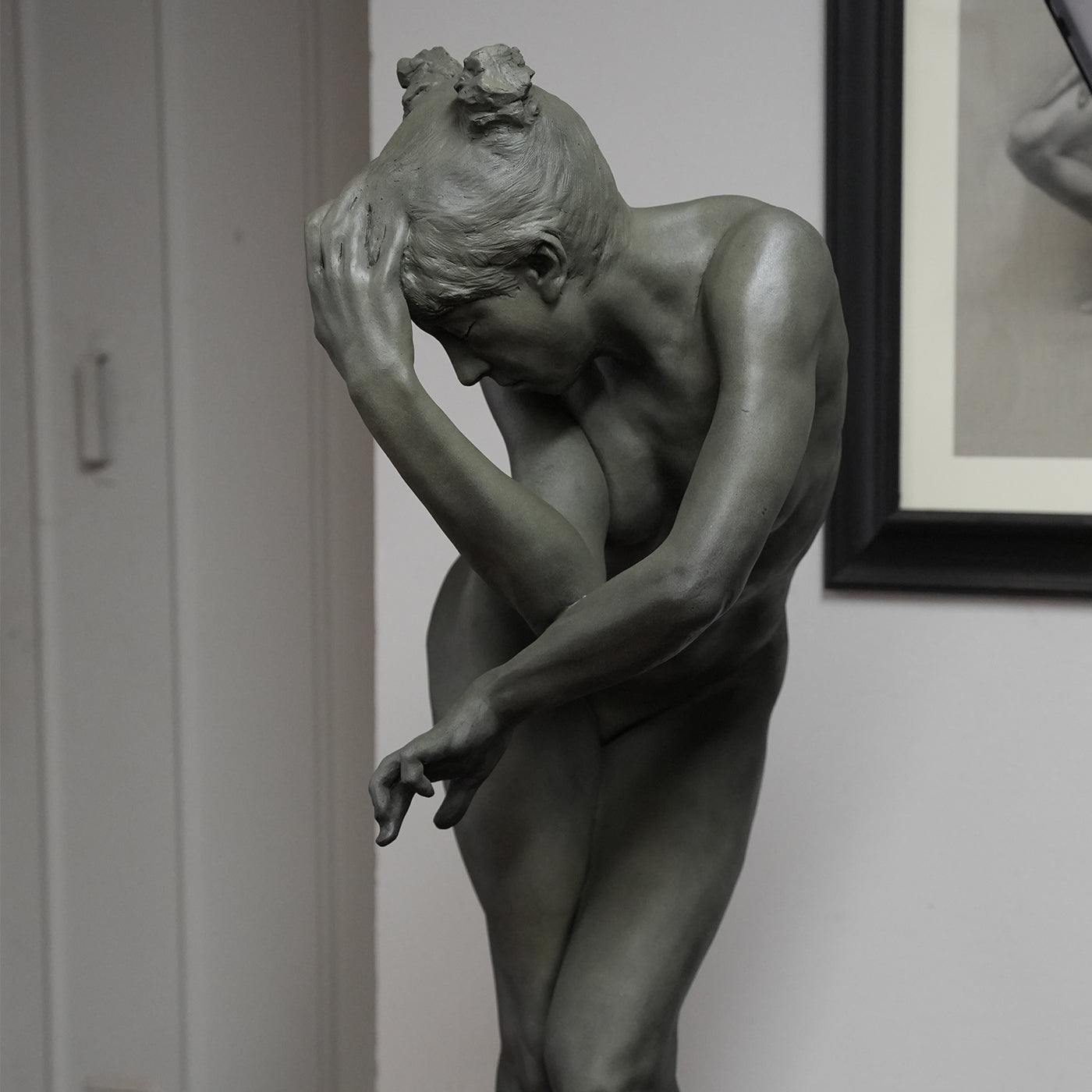 Ewe Light Grey Resin Sculpture Bertrand Godefroy | Artemest