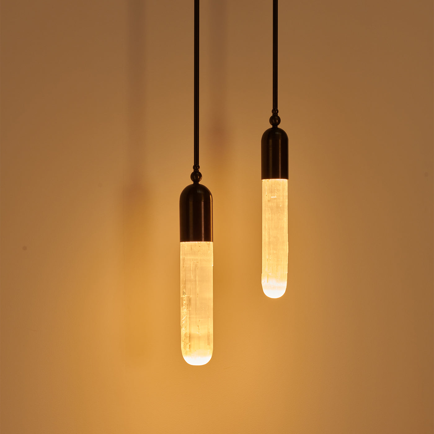 "Selene Maxi" Pendant Lamp in Bronze and Selenite Matlight Milano ...