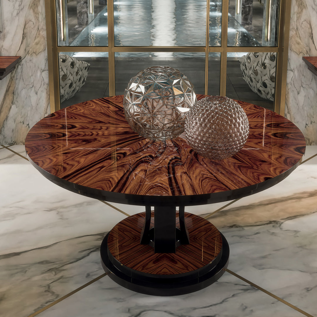 Round Oscar Table in Santos Rosewood Guerra Vanni | Artemest