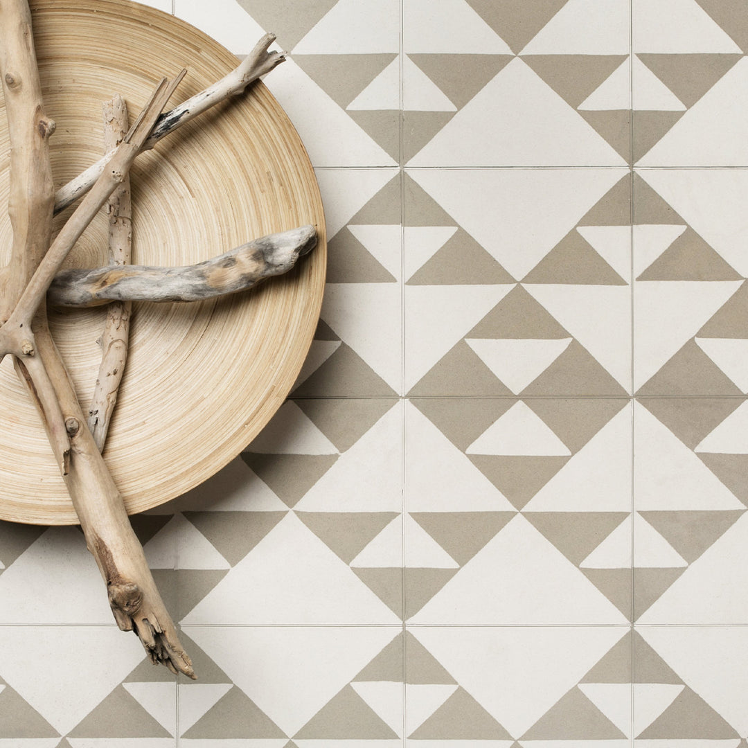 Euclide Set of 25 Cement Tiles Romano | Artemest