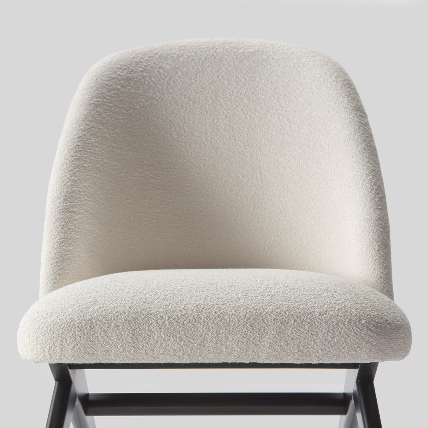 Macao White High Lounge Chair by Studio Livoni Livoni 1895 | Artemest