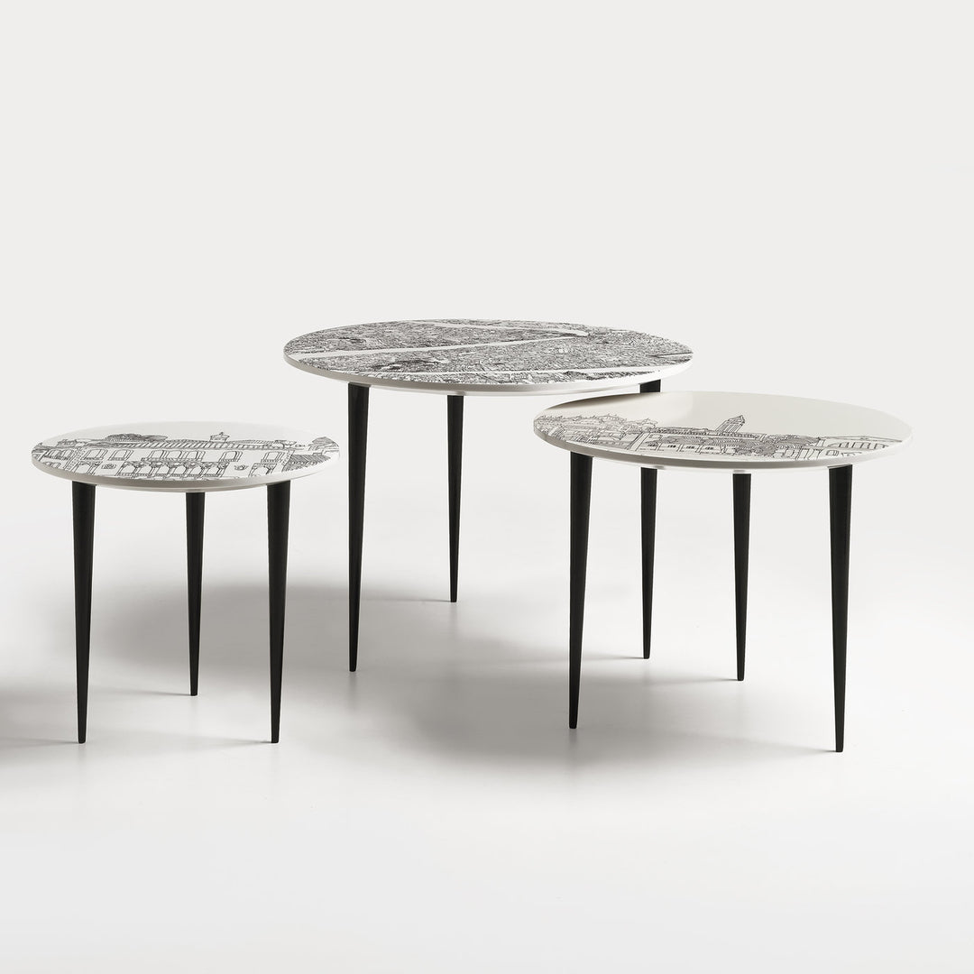 Close Up Venezia Set of Three Nesting Tables Extroverso | Artemest