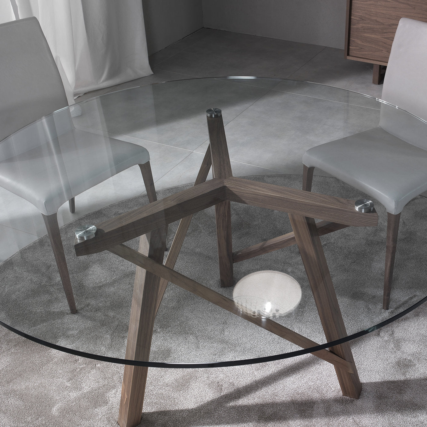 Zeus Round Table by Giuliano and Gabriele Cappelletti Pacini ...