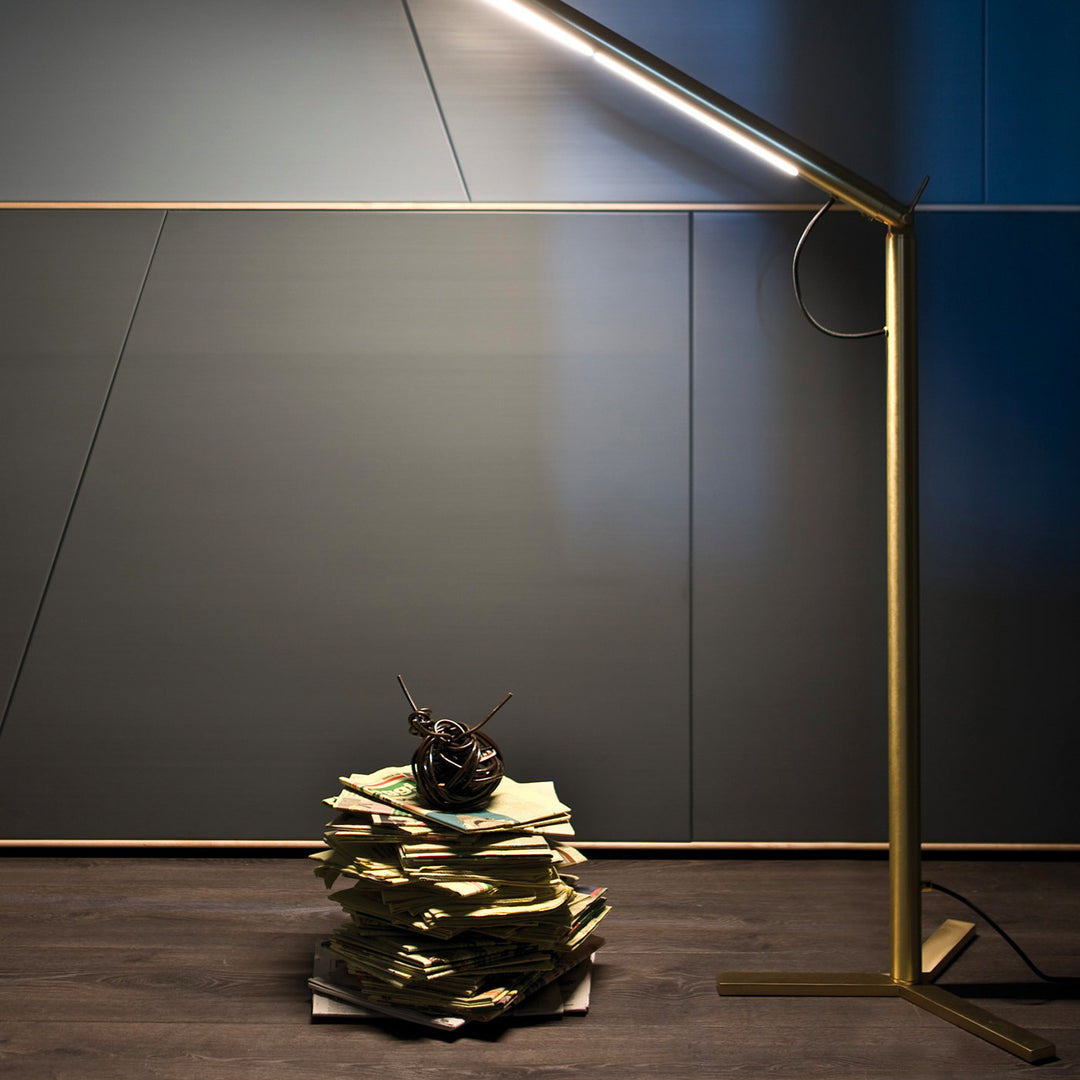 Level Floor Lamp Laura Meroni | Artemest
