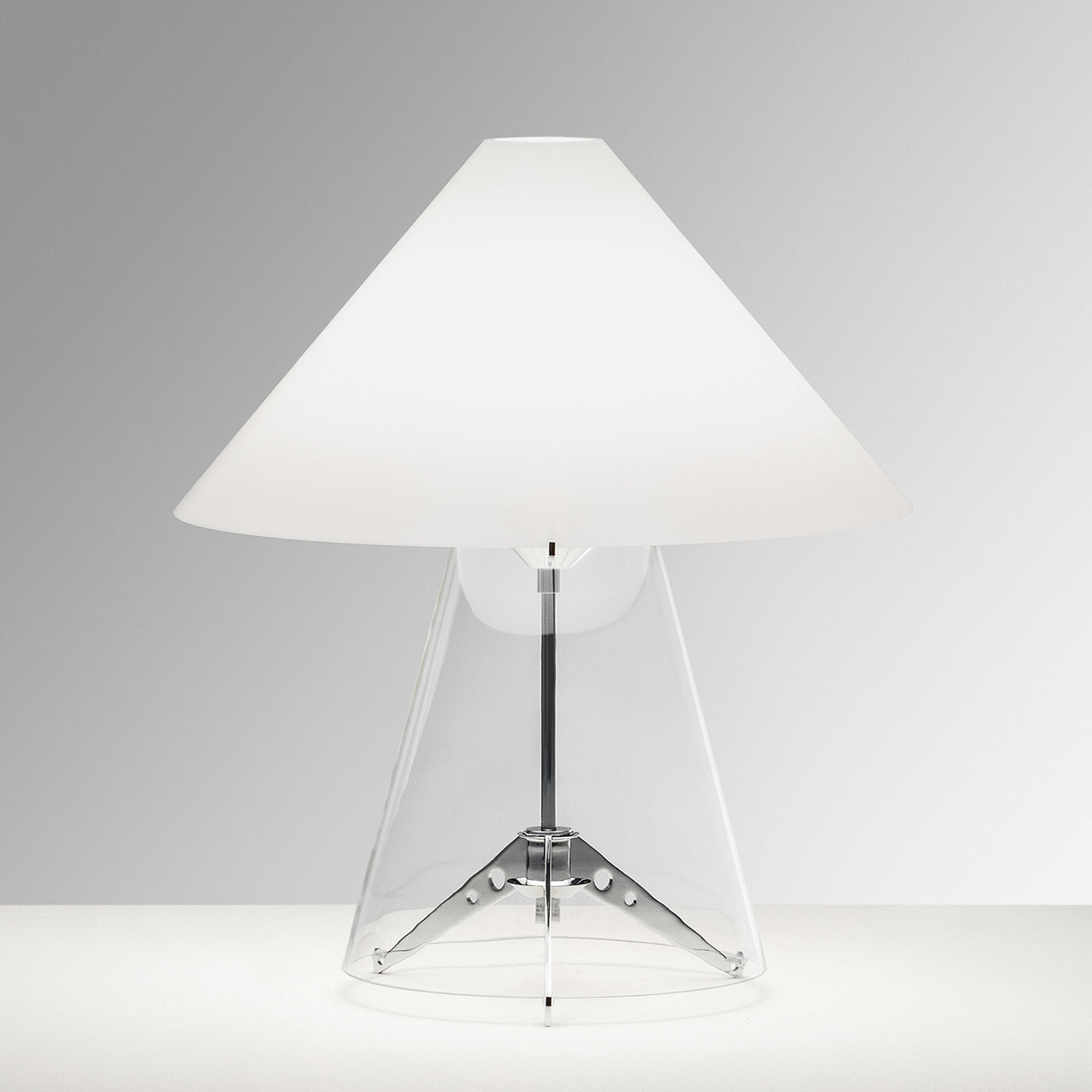 Metafora Table Lamp by Umberto Riva FontanaArte | Artemest