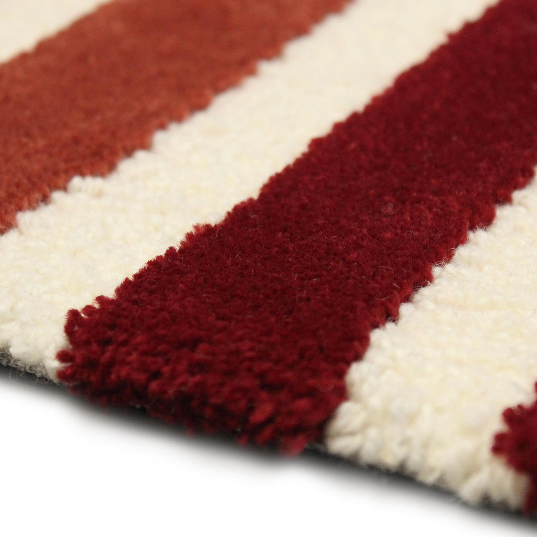 Uhiri Red Rug by Roberta Mari e Silvia Z. Pio Carpet Edition | Artemest
