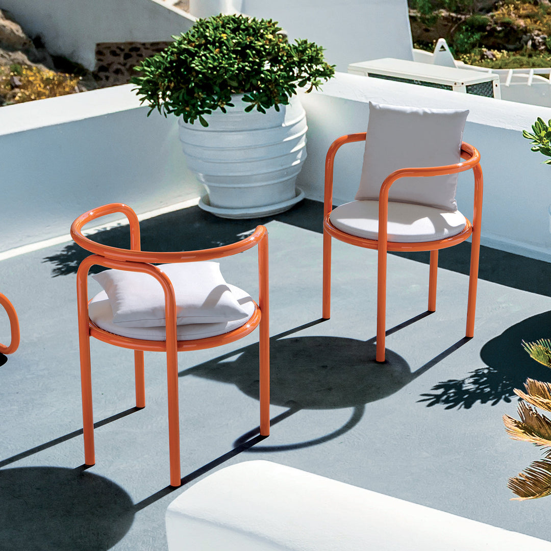 Locus Solus Orange Chair by Gae Aulenti Exteta | Artemest