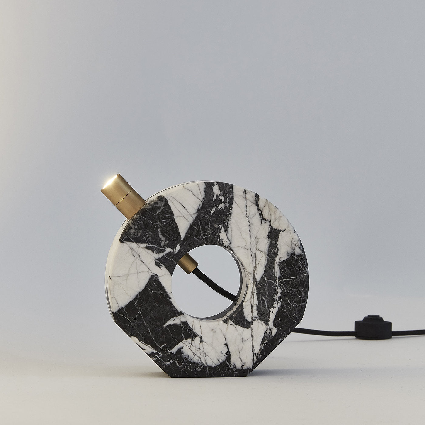 Voyager Disk Table Lamp Grand Antique Pietro Russo Design | Artemest