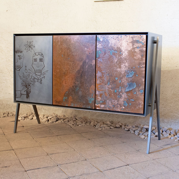 Dipinto Rame 3-Door Sideboard Idee del Fabbro | Artemest