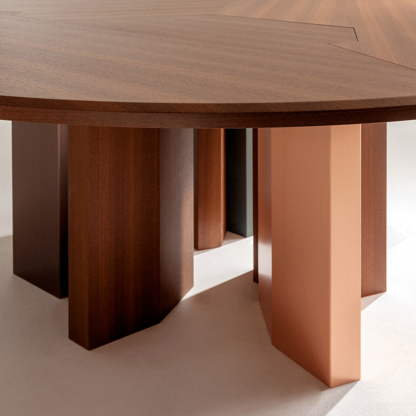 Imperfetto Dining Table Laura Meroni | Artemest