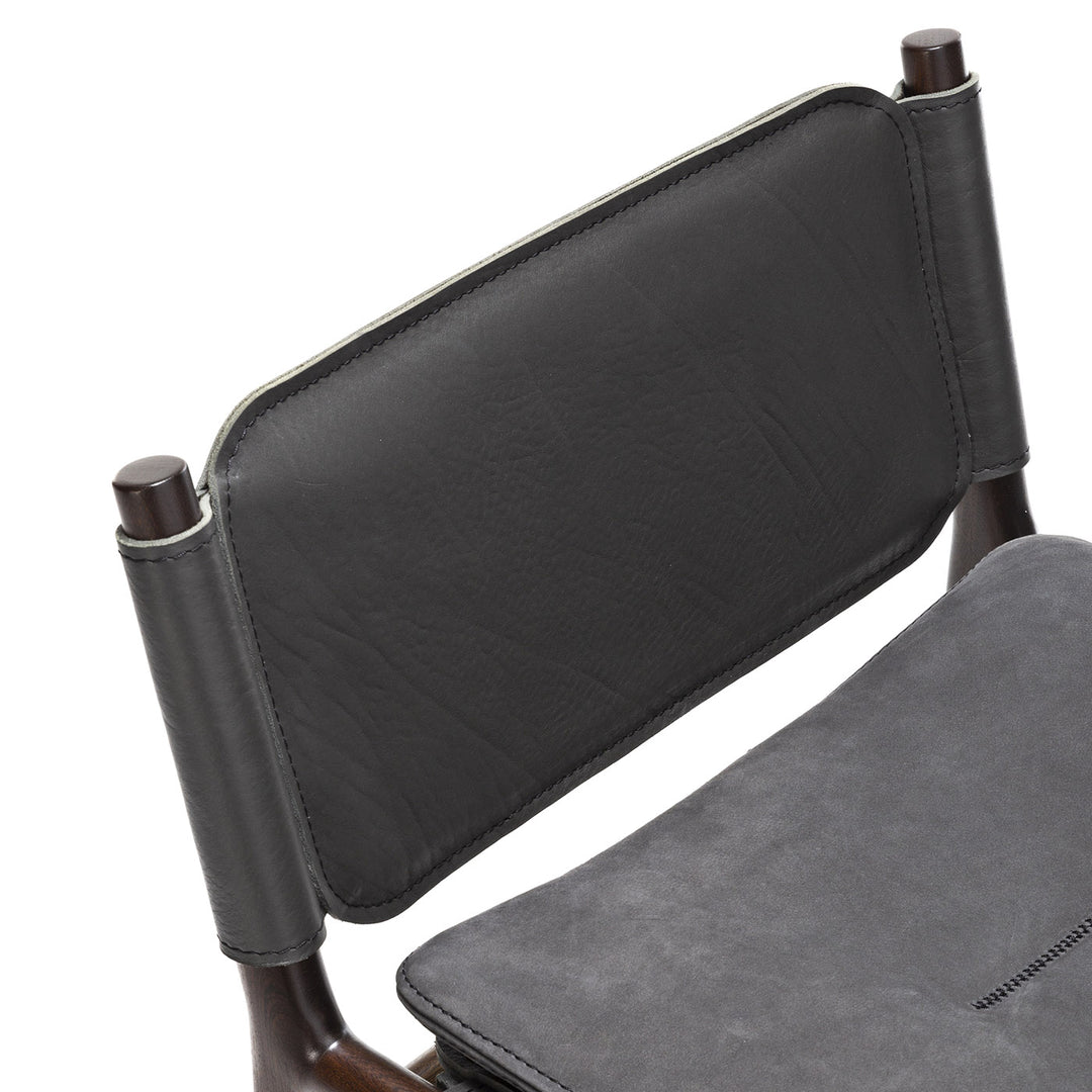 Levante Dark Leather Stool by Massimo Castagna Exteta | Artemest