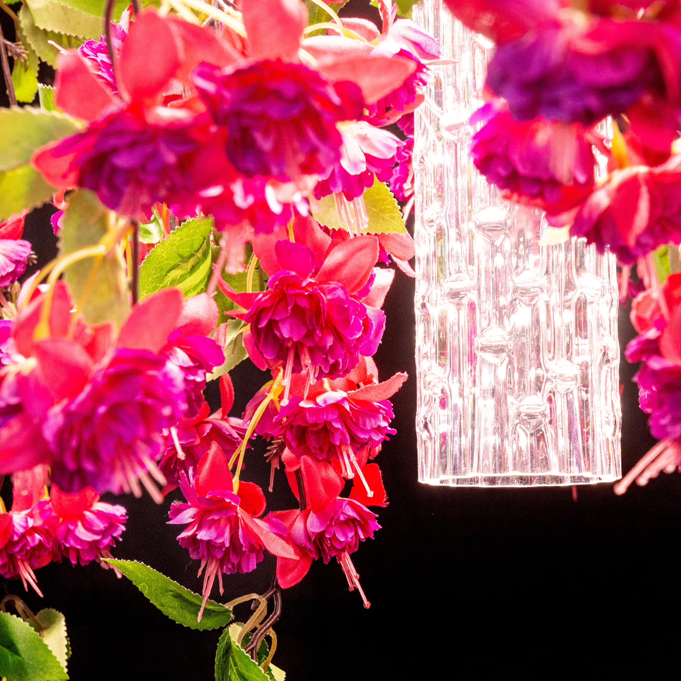 Flower Power Pink Cascade Large Chandelier VGnewtrend | Artemest