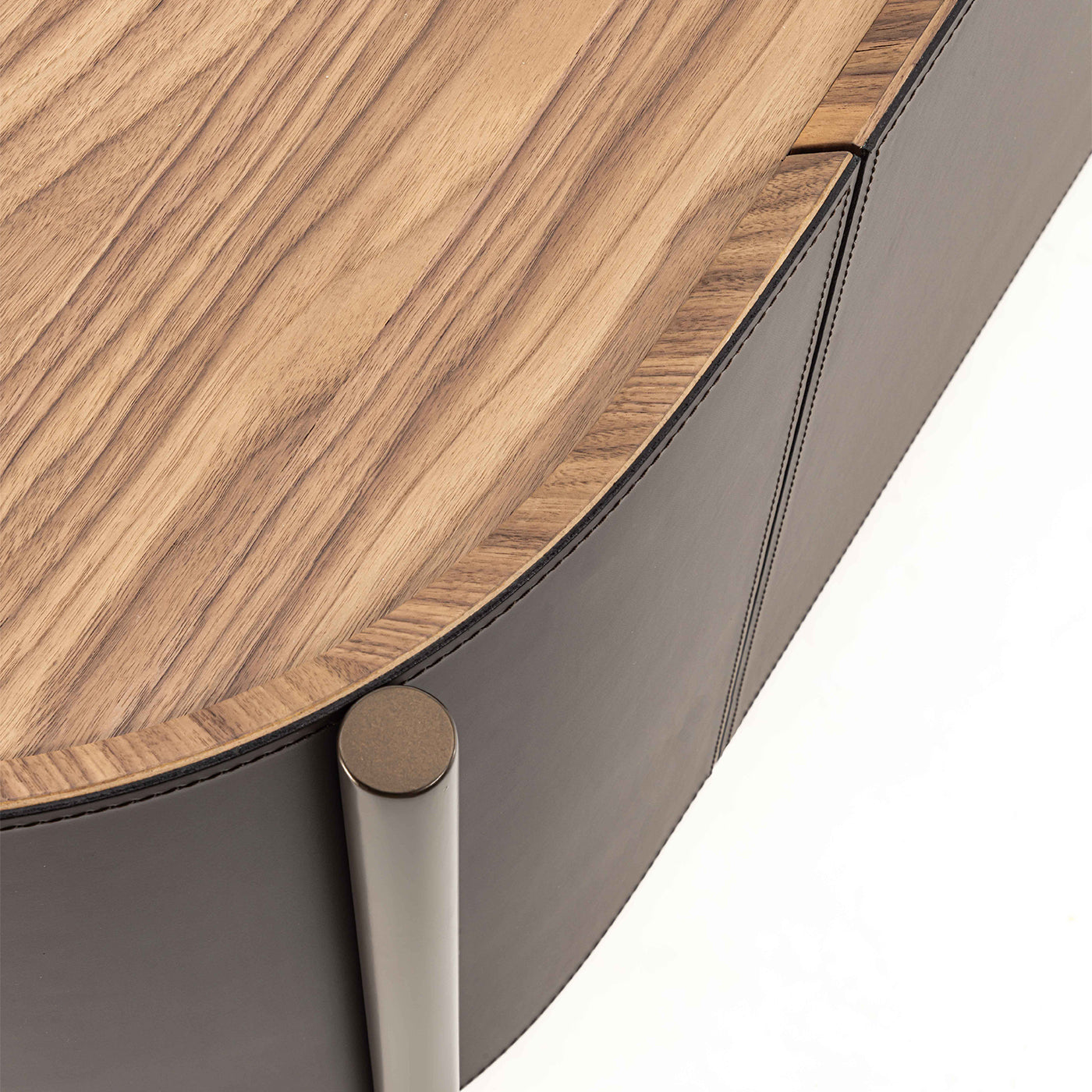 Iris Brown Sideboard Enrico Pellizzoni | Artemest