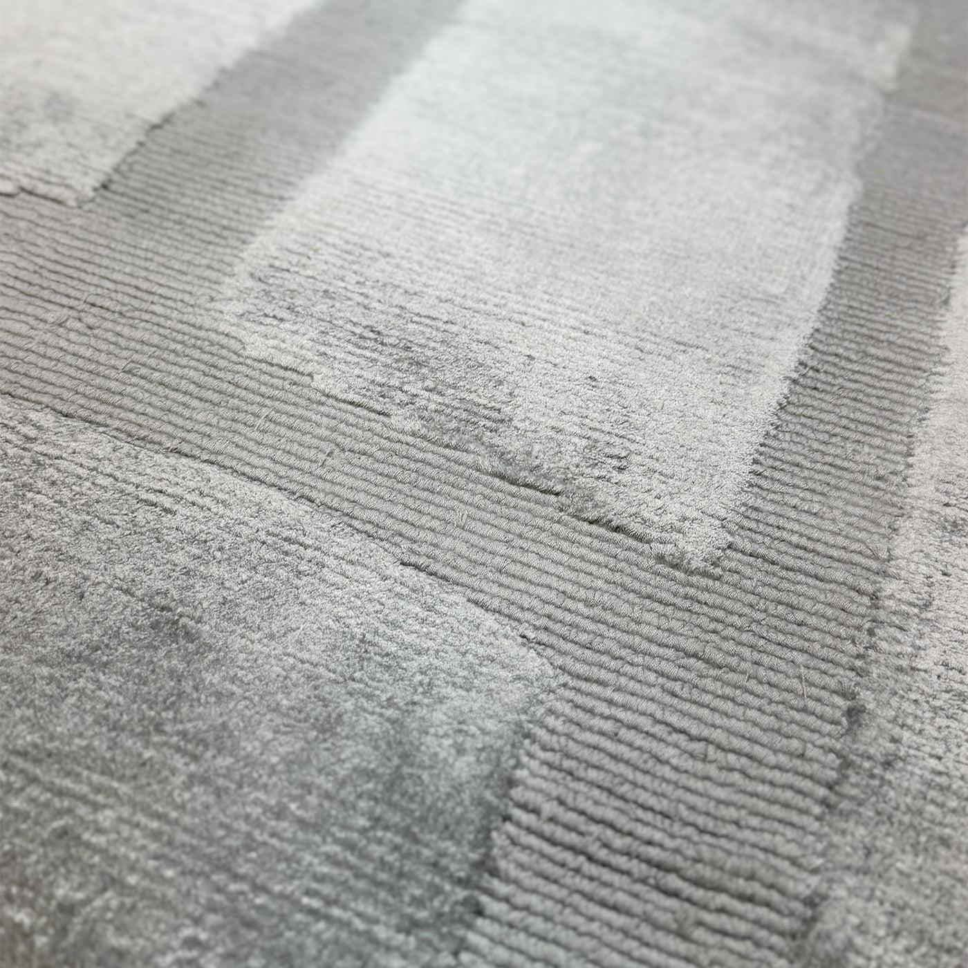 Stone Gray Rug Illulian | Artemest