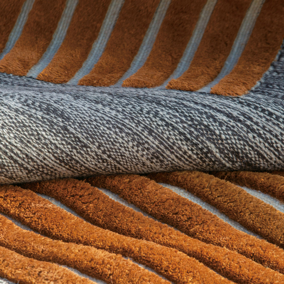 Checkers Caramel and Black Rug Karpeta | Artemest