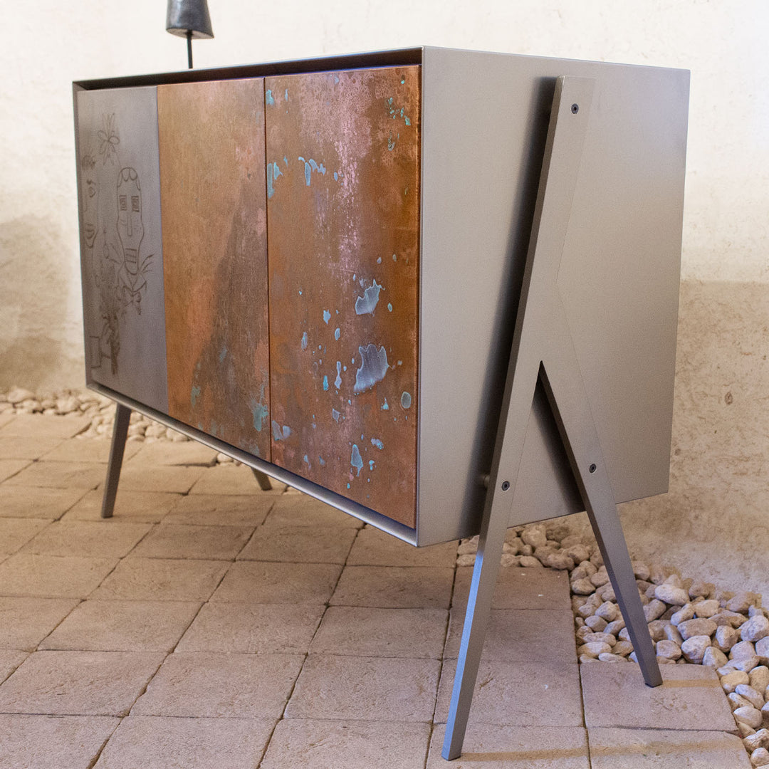 Dipinto Rame 3-Door Sideboard Idee del Fabbro | Artemest